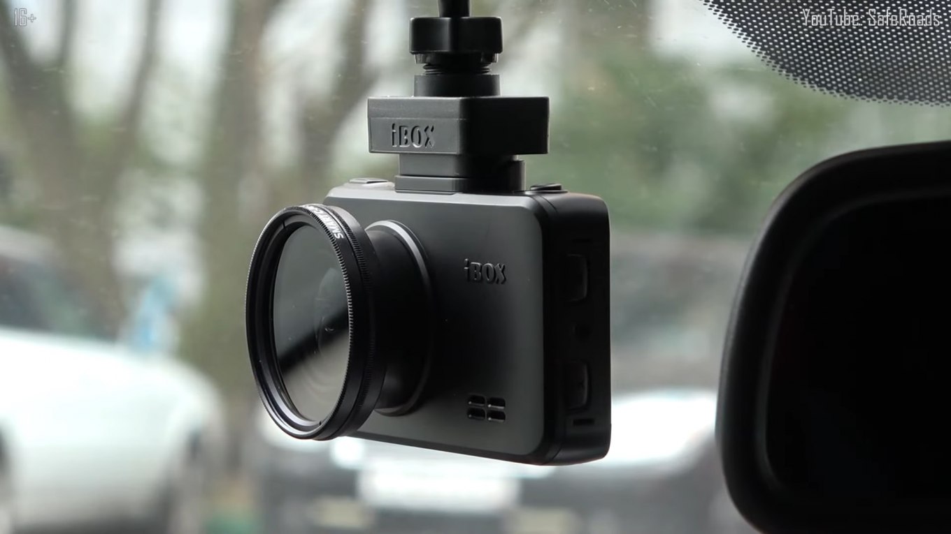 Двухканальный видеорегистратор iBOX RoadScan WiFi GPS Dual / Обзор ...